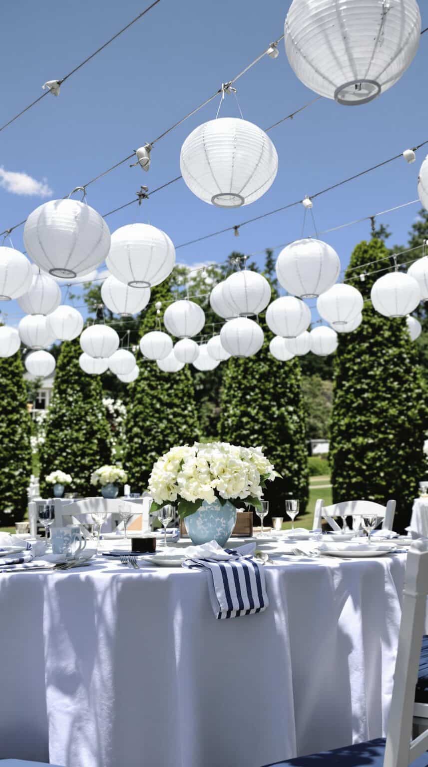 25 Blue and White Decor Ideas for a Classic and Fresh Look - Maison Maker